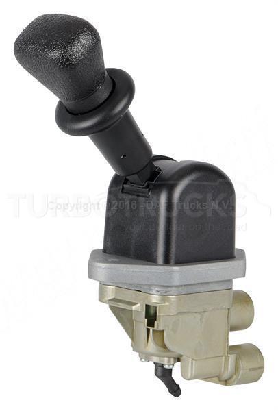 Купить DAF 1389075 Кран ручного тормоза (подвод трубок угловой) DAF ...